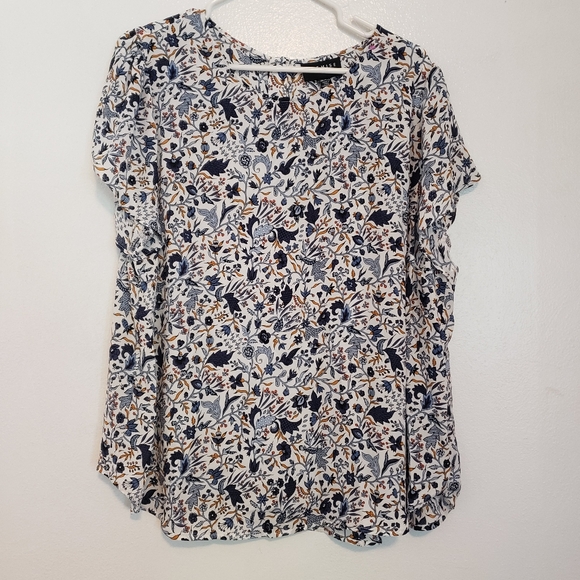 Premise | Tops | Nwt Premise Flutter Sleeve Floral Button Back Blouse 2x | Poshmark